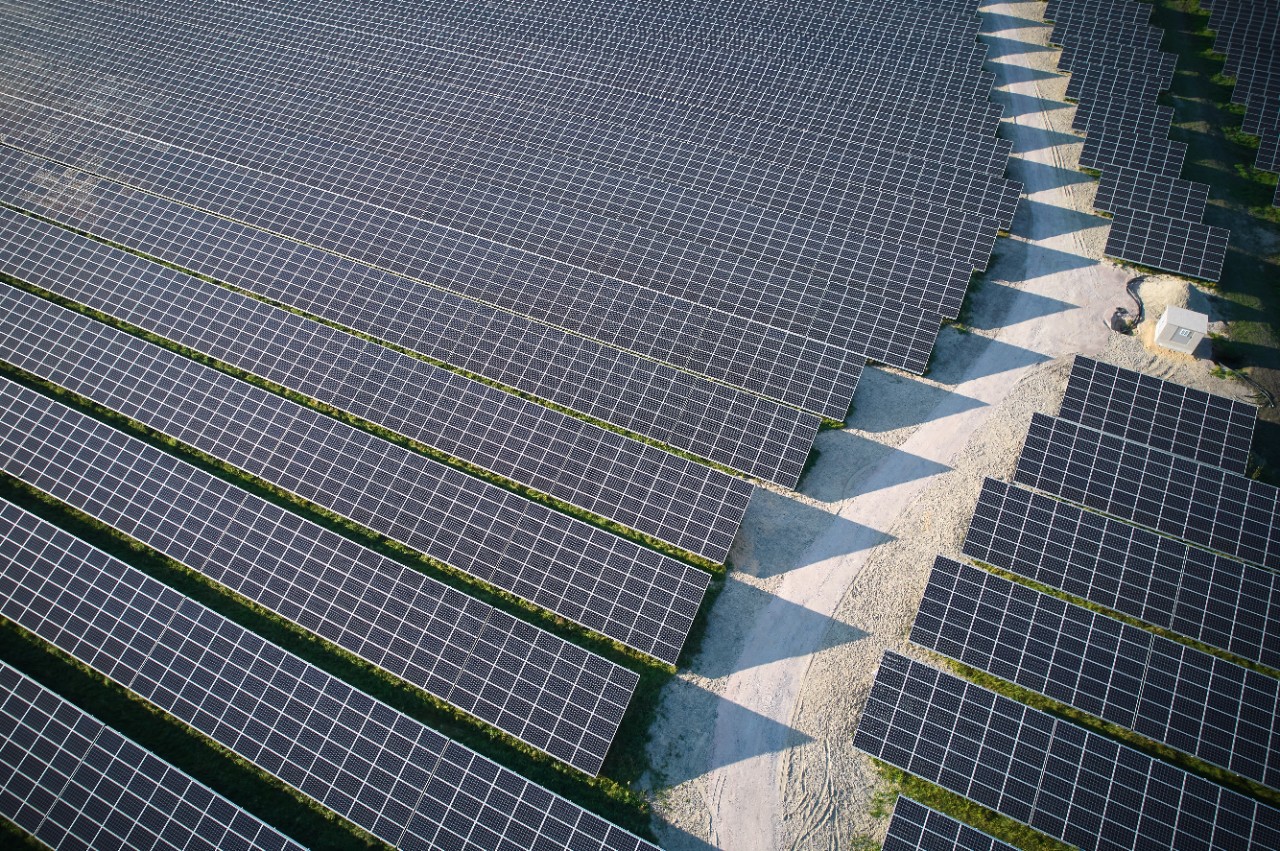 Solar-PPA mit ENERPARC: Axpo Deutschland vermarktet Strom aus PV-Anlage ...